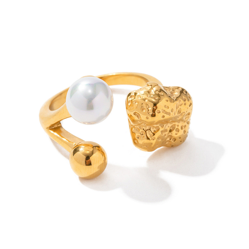 Triad Ring – meed.pk